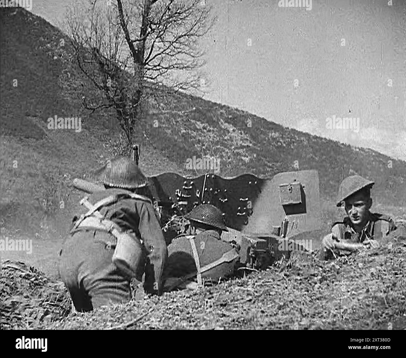 Italian troops ww2 hi-res stock photography and images - Alamy Italian troops ww2 hi-res stock photography and images - Alamy