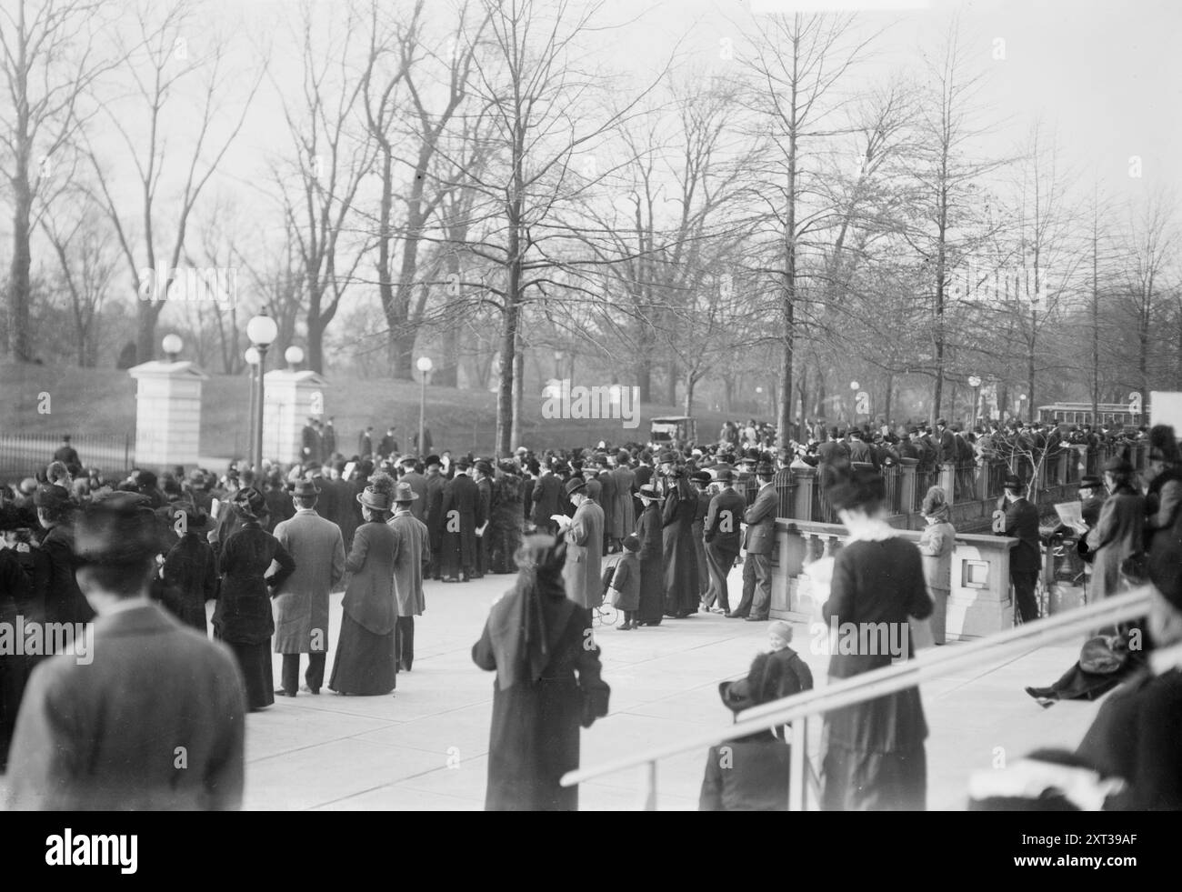 Watching White House, 1913. Shows crowd outside the White House on the ...