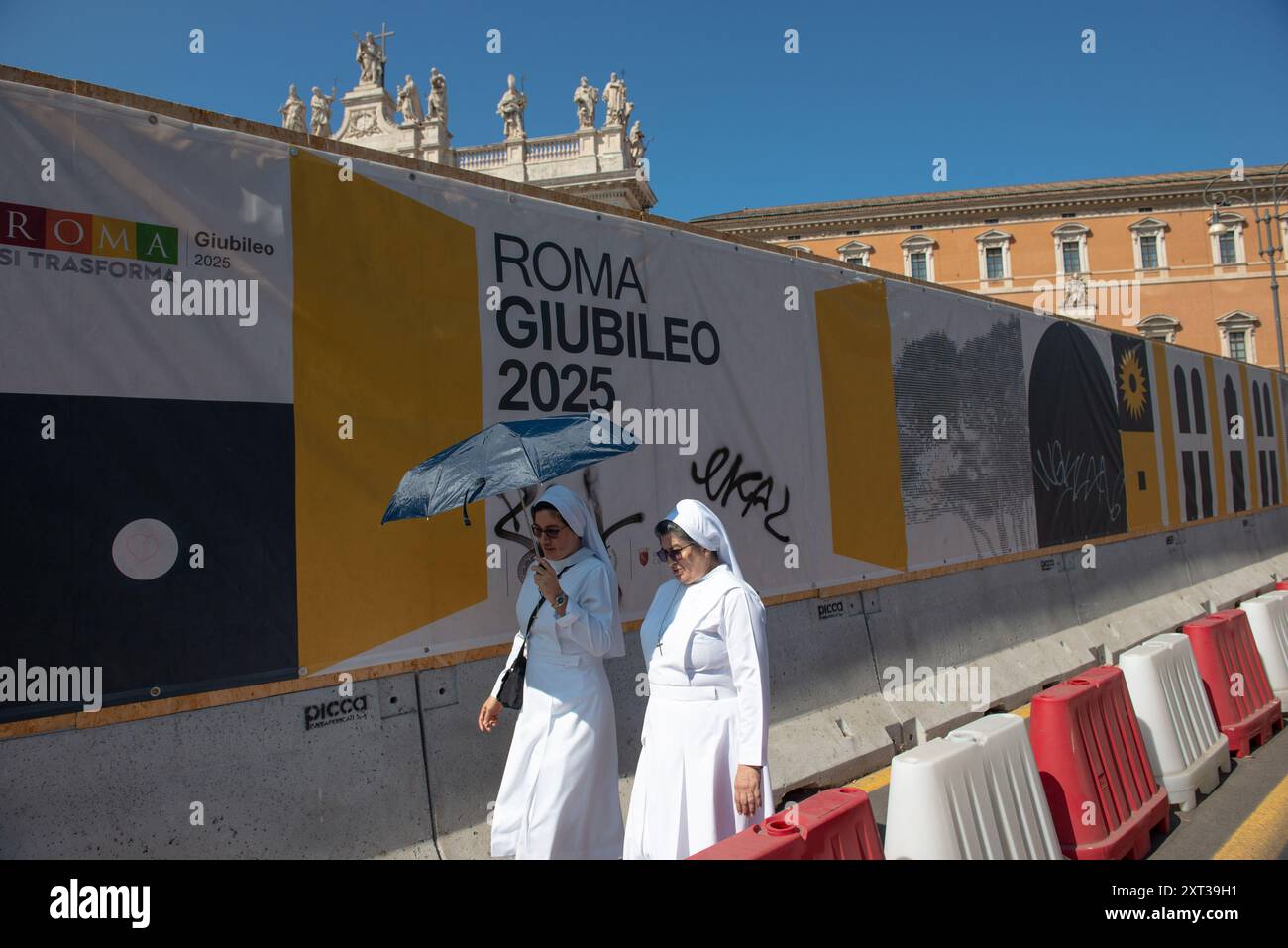 August 07, 2024 - Rome, Italy: Construction site in St Jonh's Basilica ...