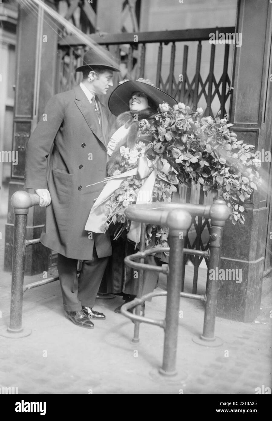Alice geraldine farrar hi-res stock photography and images - Alamy