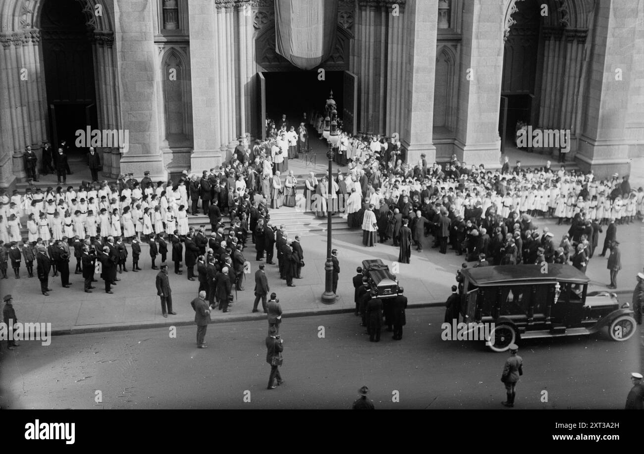 Farley funeral, 1918. Shows the funeral of Cardinal John Murphy Farley ...