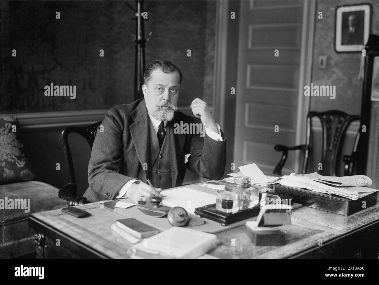 Metropolitan opera house new york interior Black and White Stock Photos ...