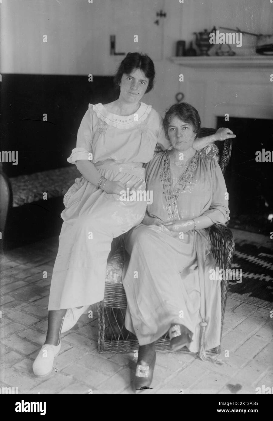 Louise Homer, 1919. Shows the family of composer Sidney Homer (1864 ...