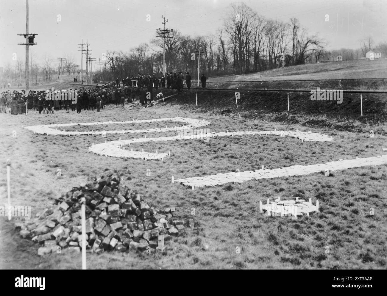Landing mark, Bolling field, between c1915 and c1920 Stock Photo - Alamy