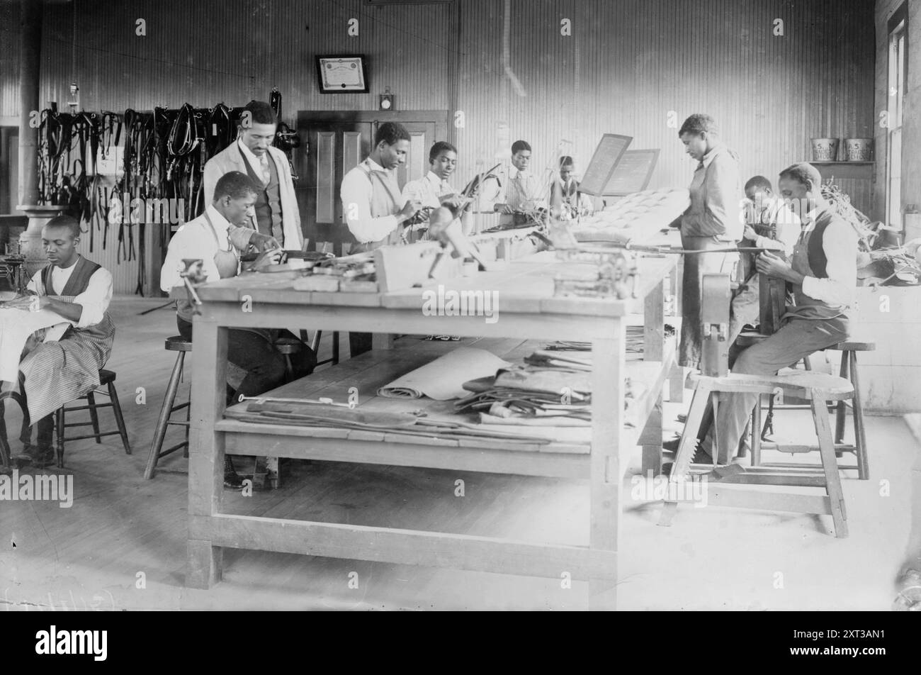 History class, Tuskegee Institute, Tuskegee, Alabama Stock Photo - Alamy