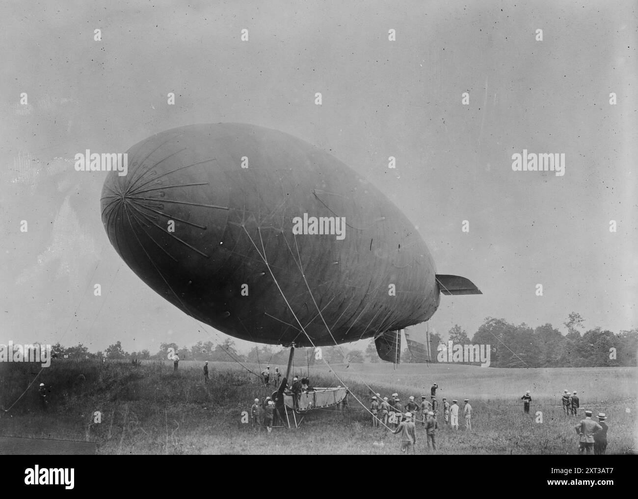 Non rigid type hi-res stock photography and images - Alamy