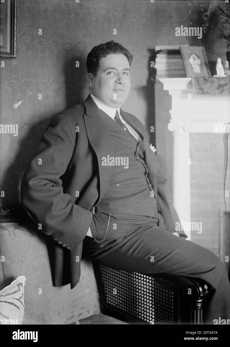 Tenor opera italy Black and White Stock Photos & Images - Alamy