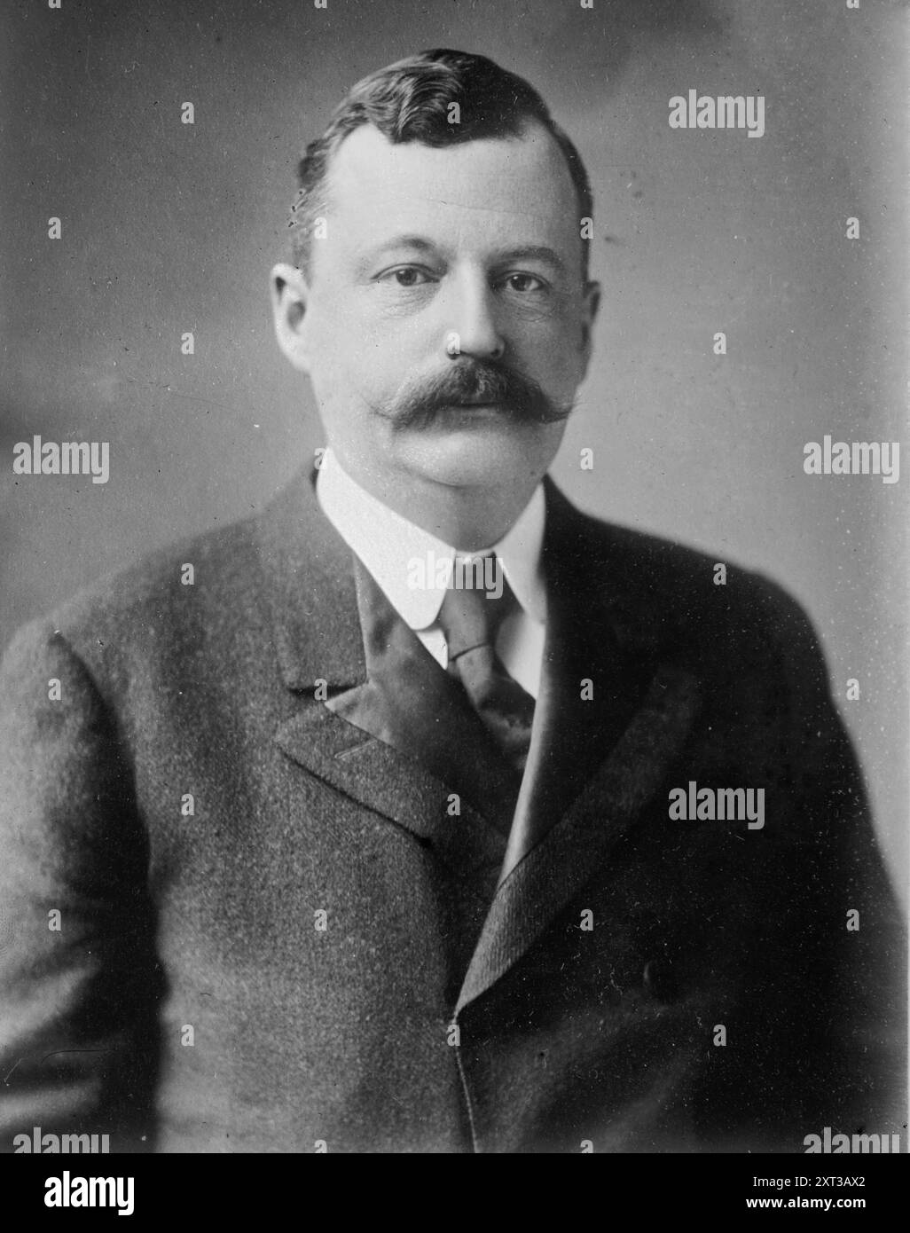 Boies Penrose, portrait bust, 1911 Stock Photo - Alamy