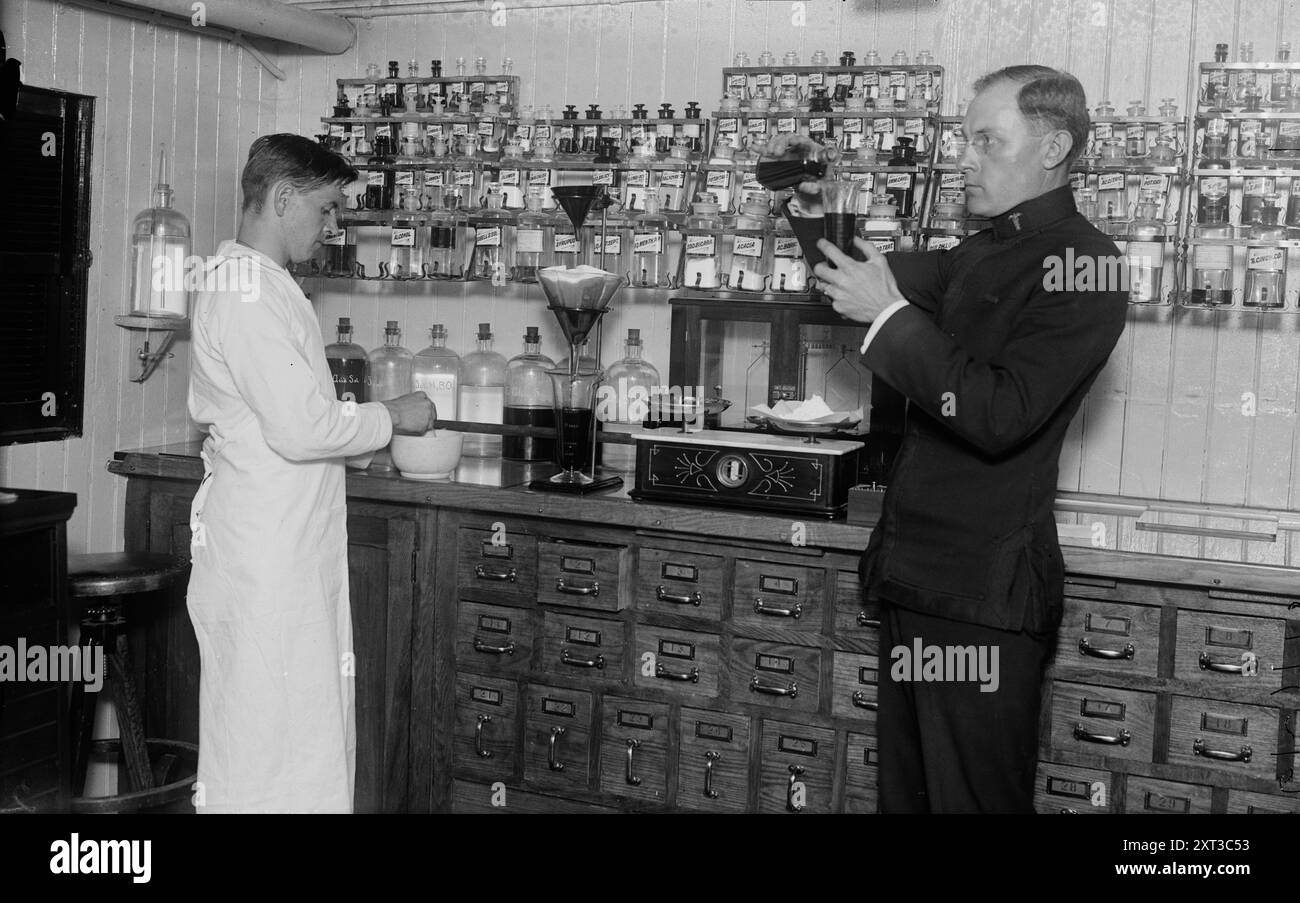 United states naval ship comfort Black and White Stock Photos & Images ...