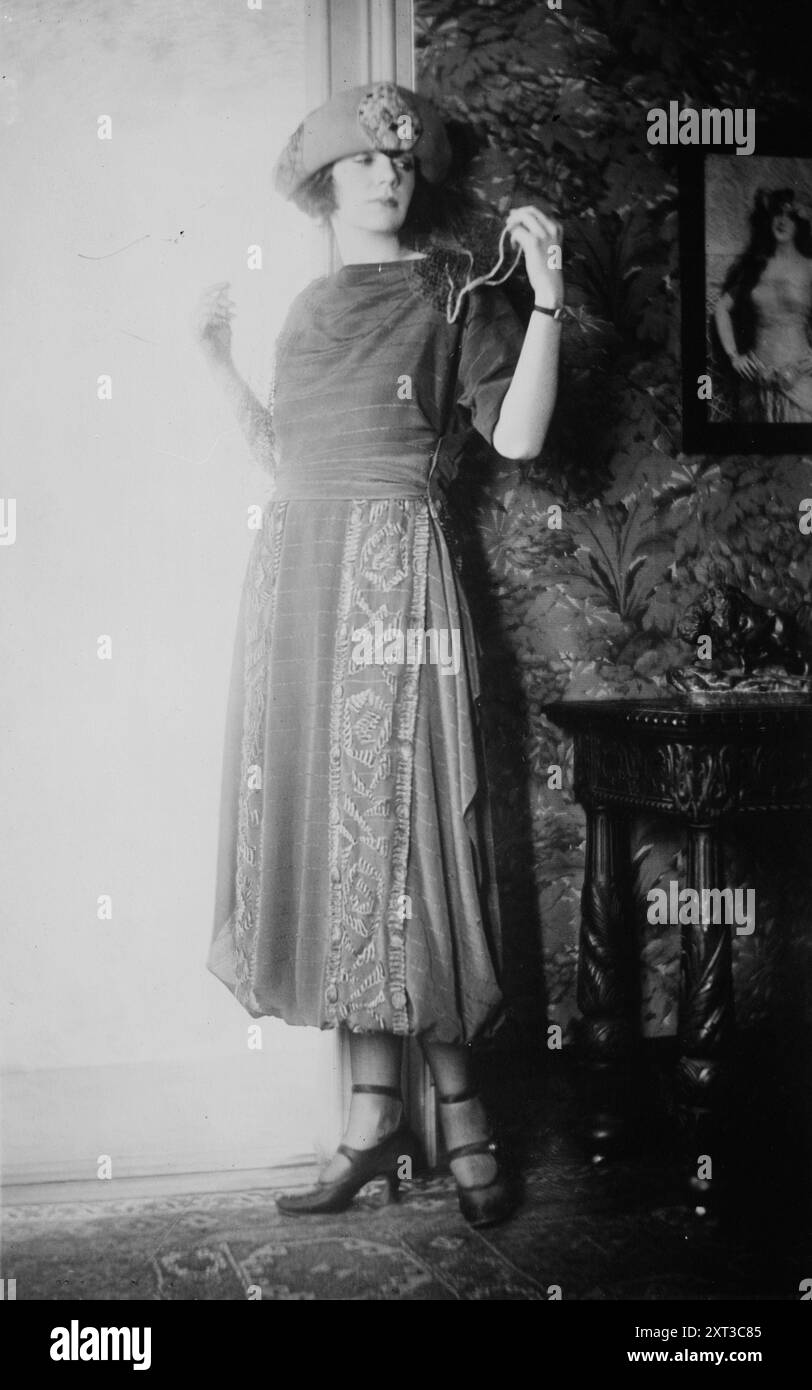 Harriet gustin hi-res stock photography and images - Alamy