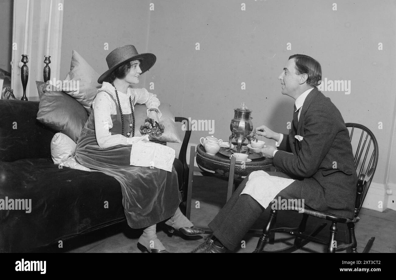 Margaret Mower & Stuart Walker, between c1915 and c1920. Shows theater ...