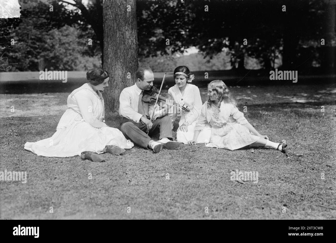 Mina, Mischa, Liza, & Esther Elman, 1917. Shows the Russian American ...