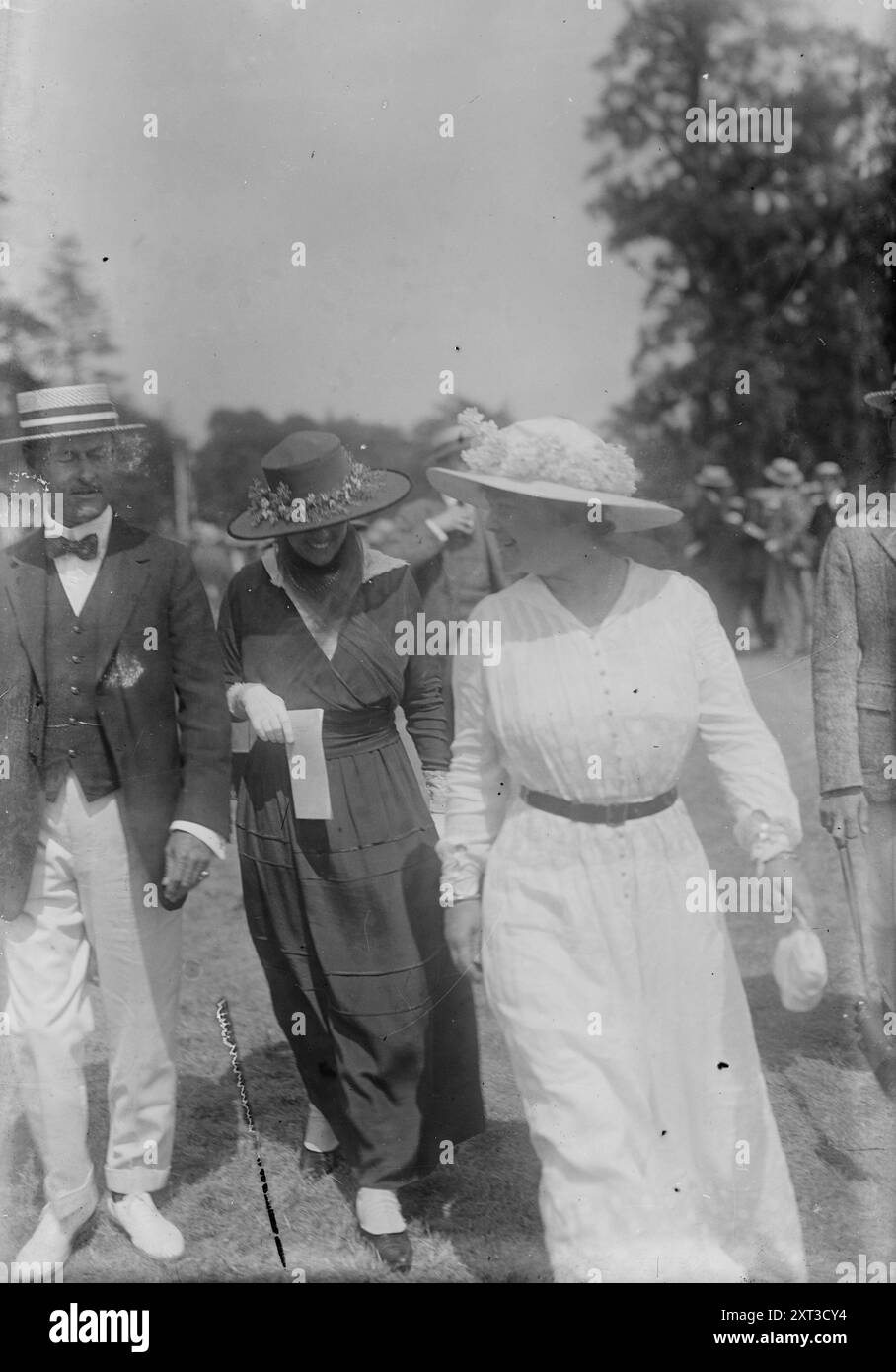Mrs. Payne Whitney, between c1915 and c1920. Shows poet and ...