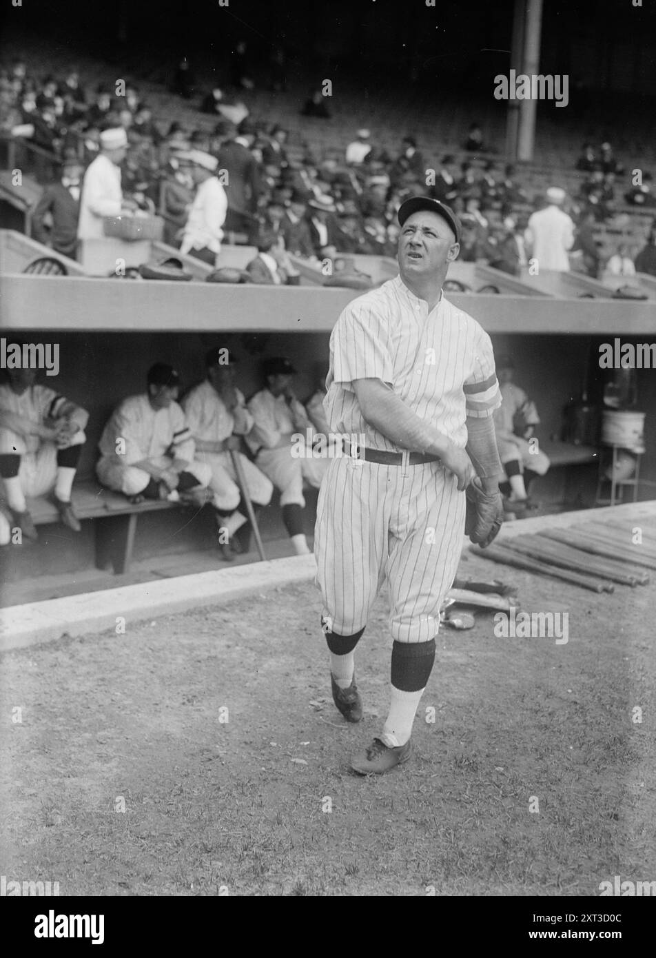 1910s baseball crowd Black and White Stock Photos & Images - Alamy