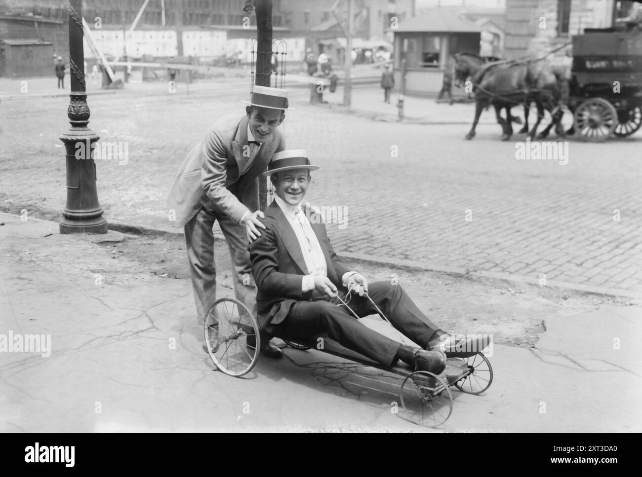 Thomas ernest hare hi-res stock photography and images - Alamy