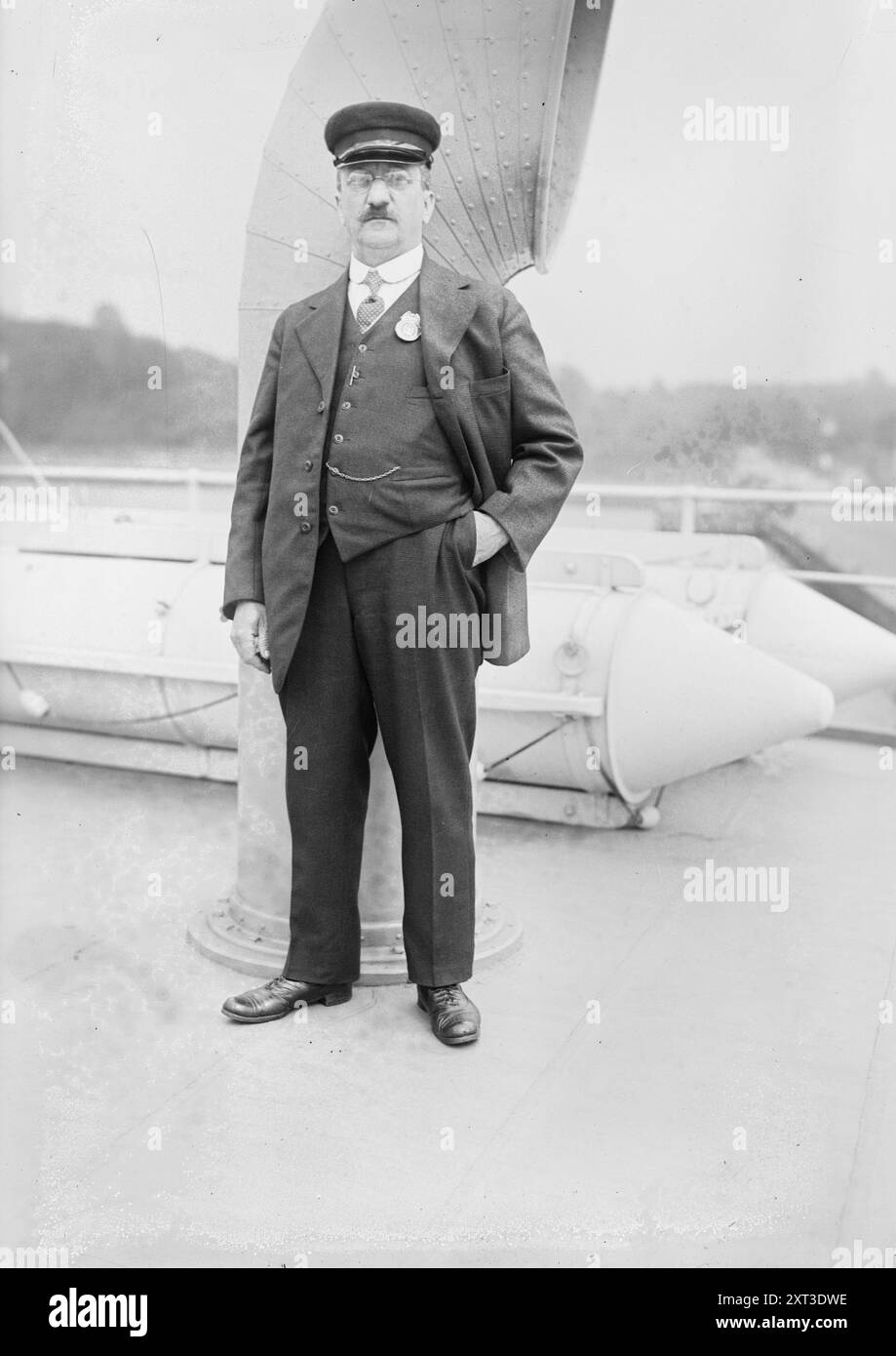 Dr. Edwin F. Hitchcock, between c1915 and c1920 Stock Photo - Alamy