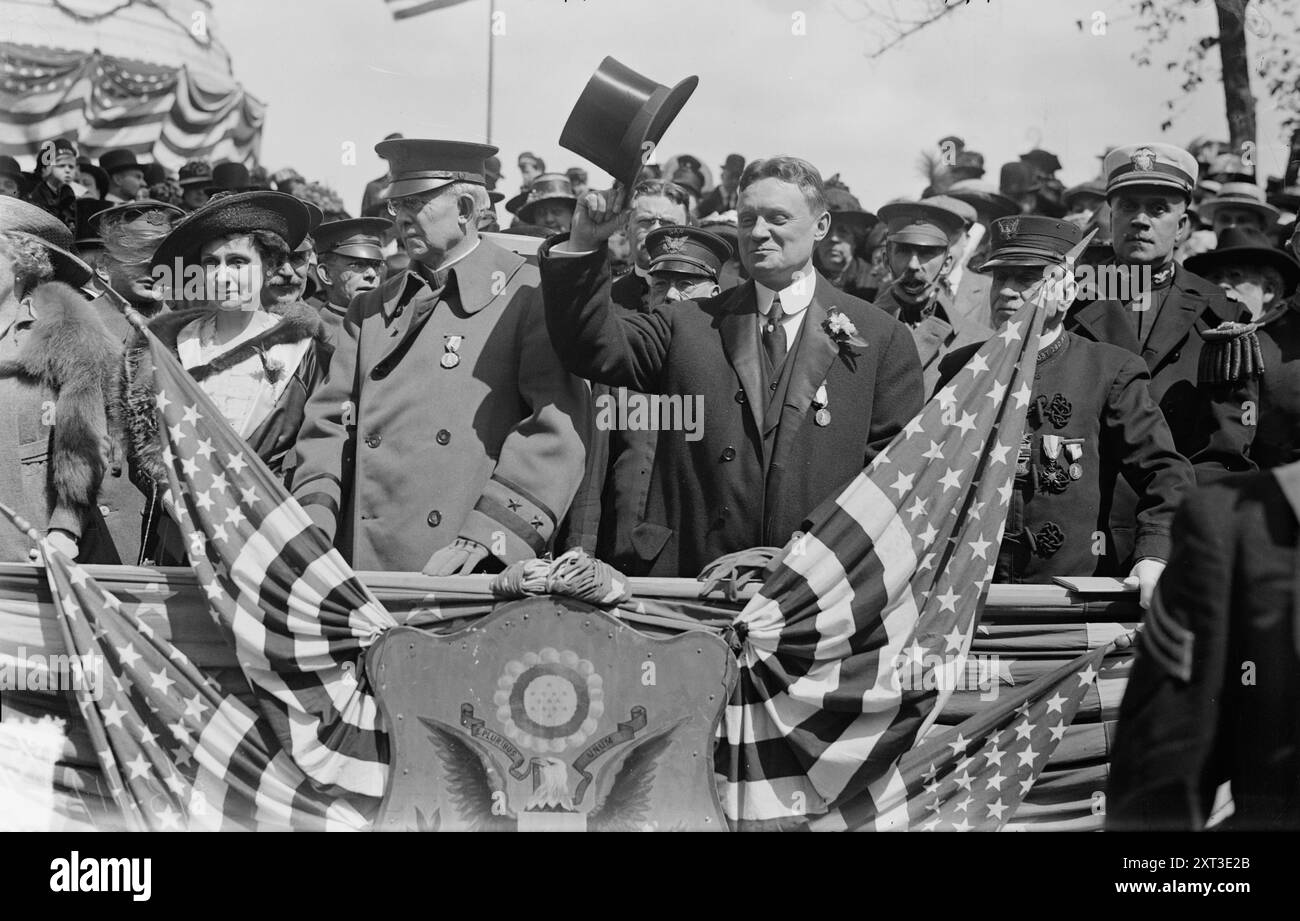 Gov charles bell hi-res stock photography and images - Alamy