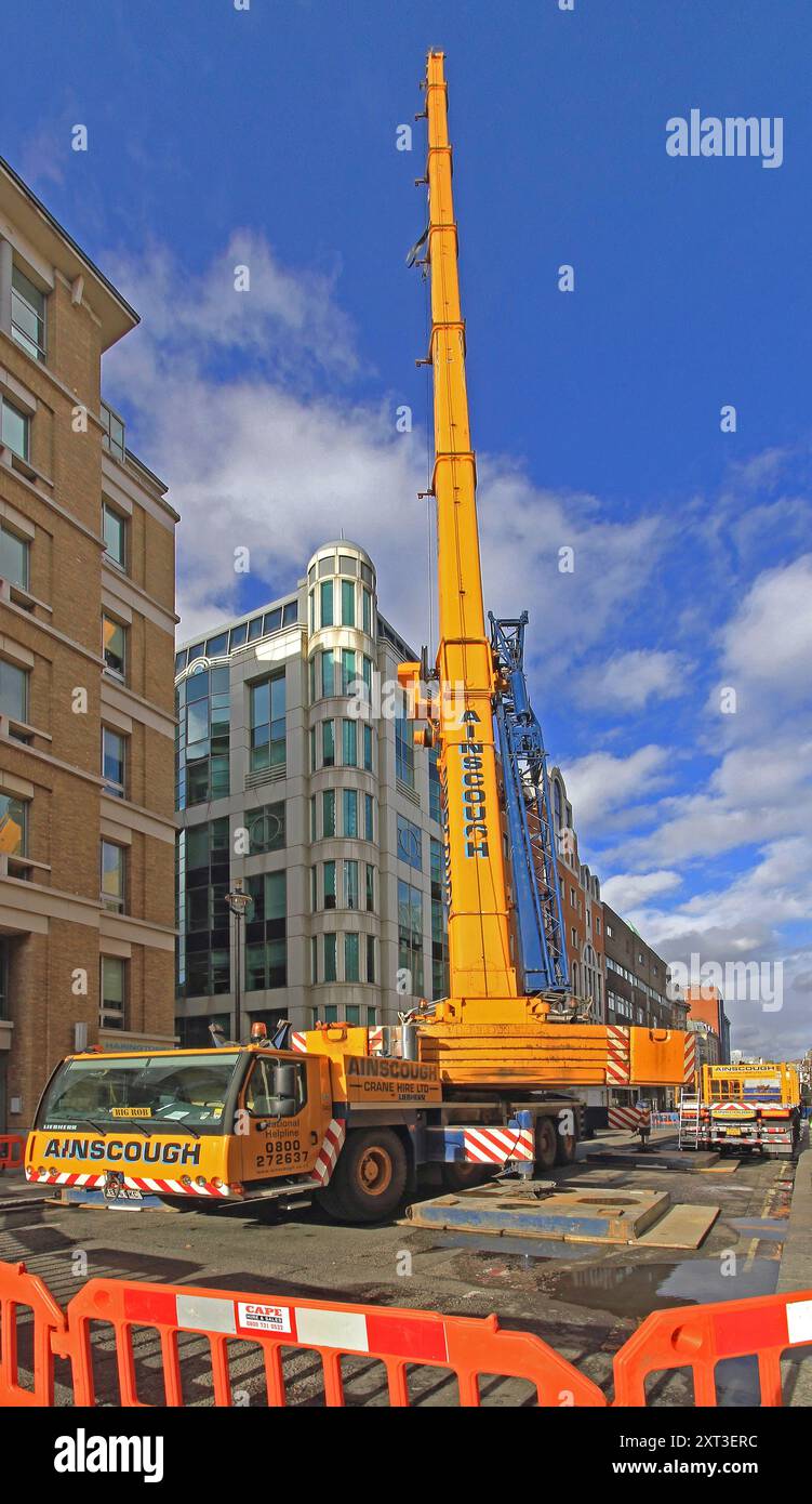 London, United Kingdom - April 02, 2010: Mobile Crane Building ...
