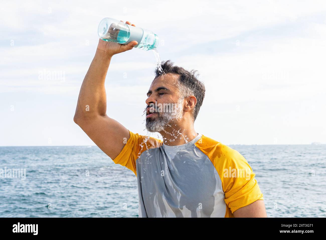 Refresh refreshing refreshed refreshment hi-res stock photography and ...