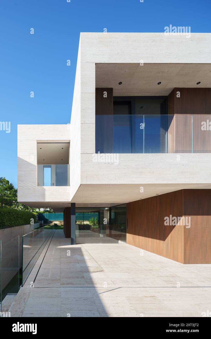 21st Century Modern Architecture