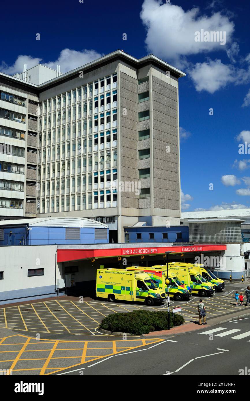 Ambulance bay, University Hospital of Wales, Heath Park, Cardiff, Wales ...