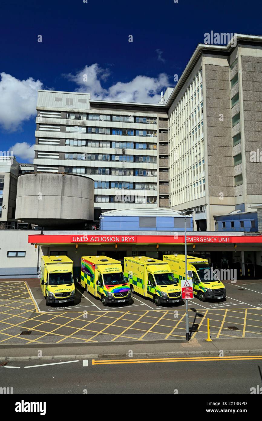 University hospital wales cardiff hi-res stock photography and images ...