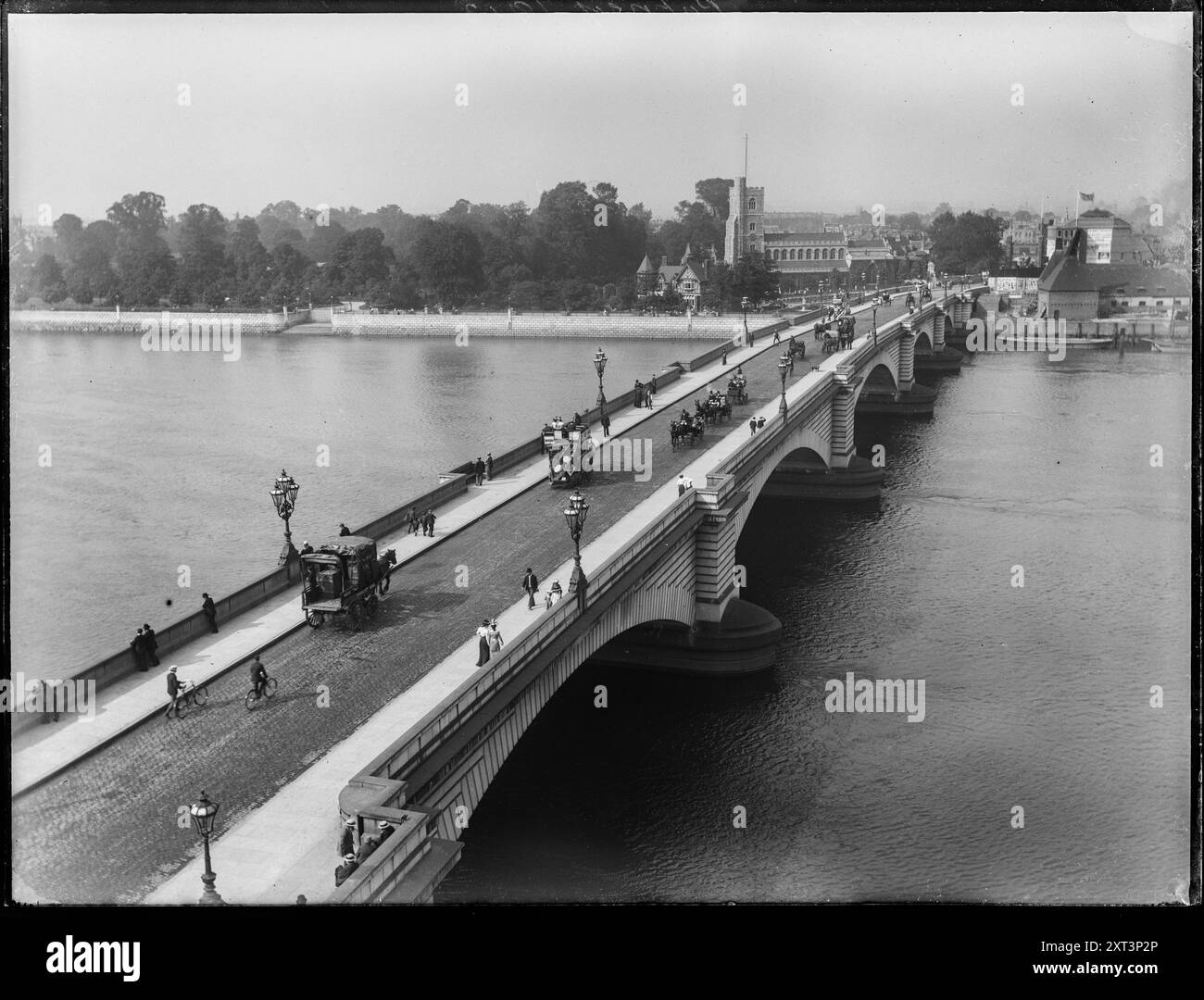 Putney Bridge, Putney, Wandsworth, Greater London Authority, 1913. The ...