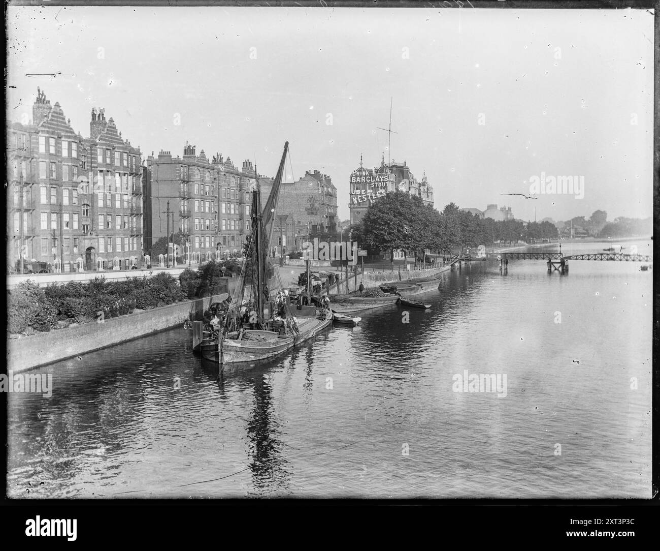 Putney Reach, Wandsworth, Greater London Authority, c1905. The ...