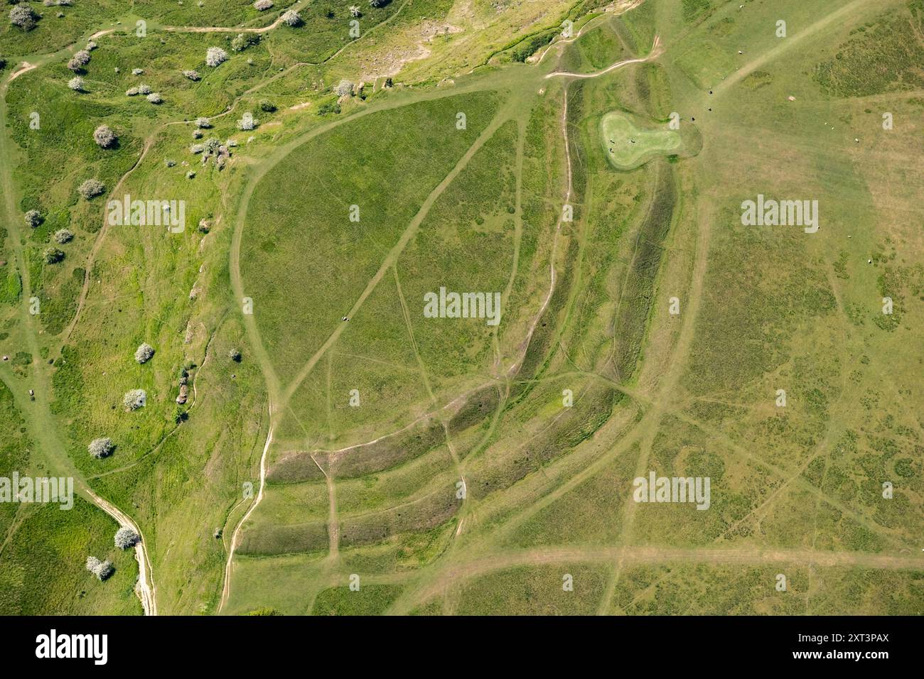 The bivallate Iron Age hillfort of Cleeve Cloud, Cleeve Hill ...