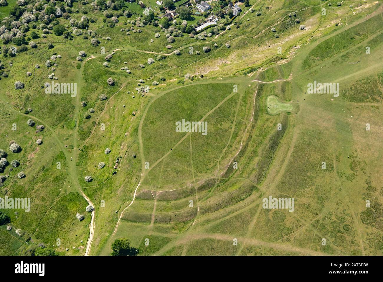 The bivallate Iron Age hillfort of Cleeve Cloud, Cleeve Hill ...
