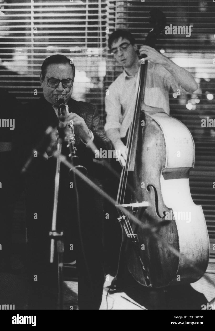 Peanuts Hucko, Mike Hutton, Cambridge, 1988 Stock Photo - Alamy