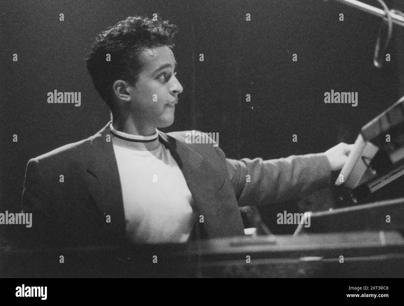 England london photograph young Black and White Stock Photos & Images ...