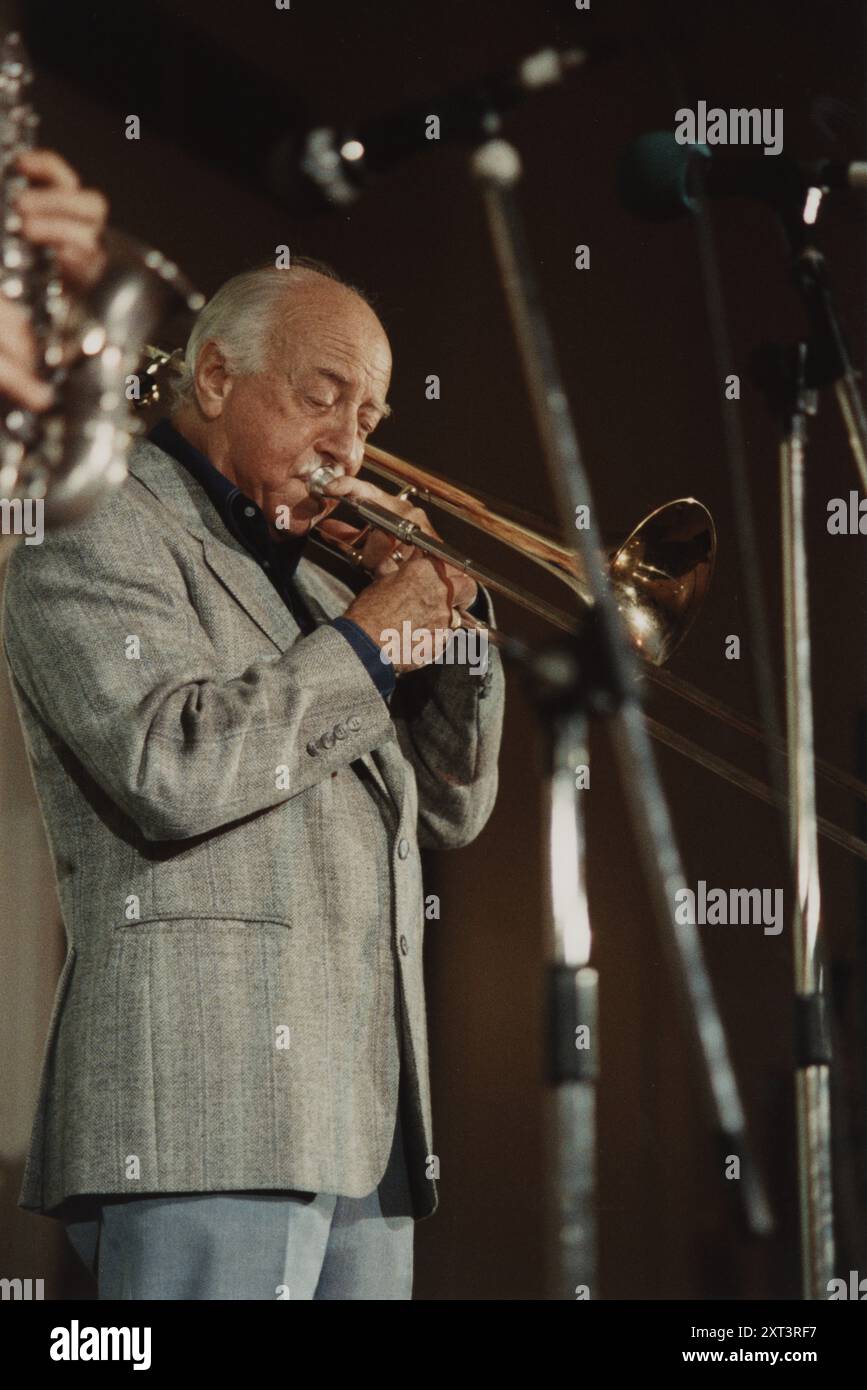 George Chisholm, Edinburgh Jazz Festival, 1986 Stock Photo - Alamy