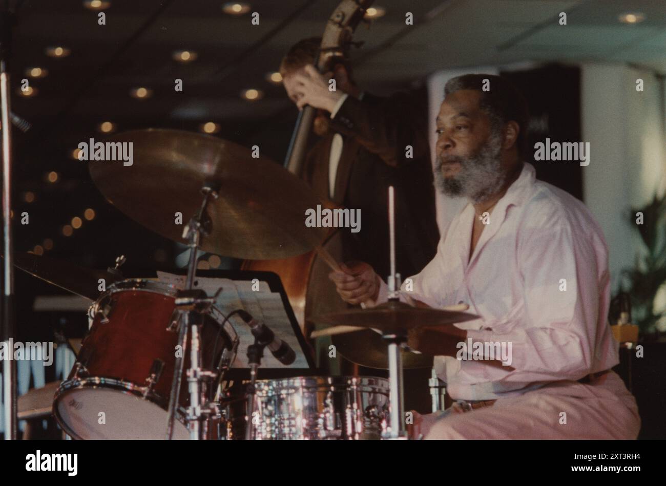 African american party 1980s hi-res stock photography and images - Alamy