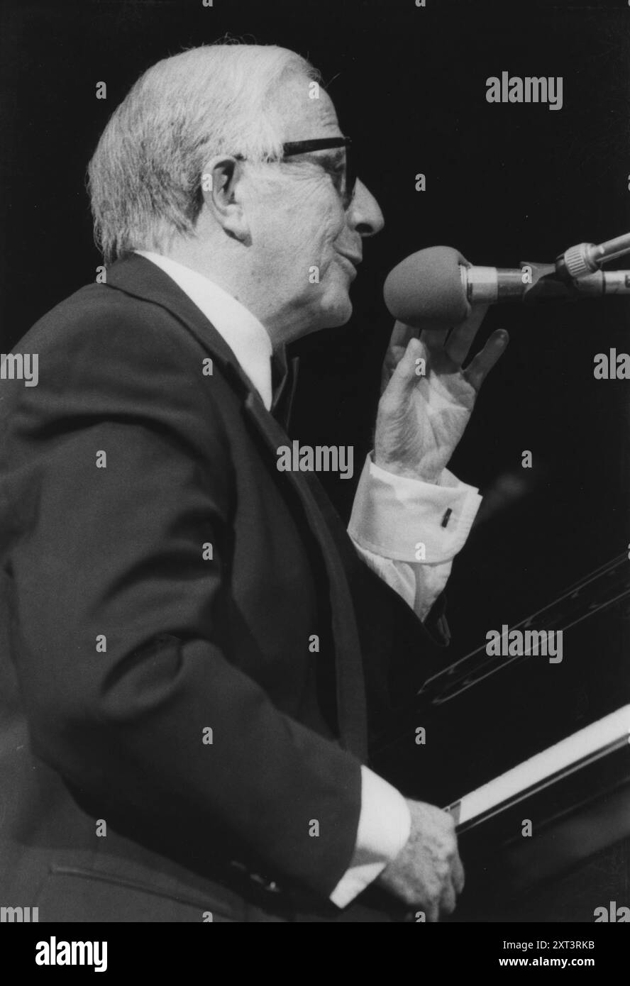 George Shearing, David Jacobs, Barbican, London, 1996 Stock Photo - Alamy