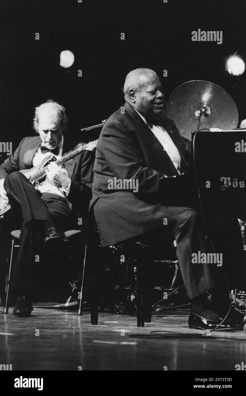 Oscar emmanuel peterson hi-res stock photography and images - Alamy