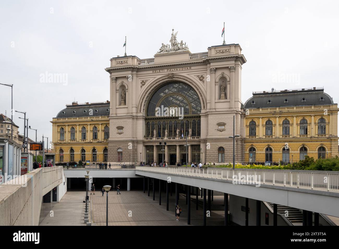 Budapest Keleti Station Stock Photo - Alamy