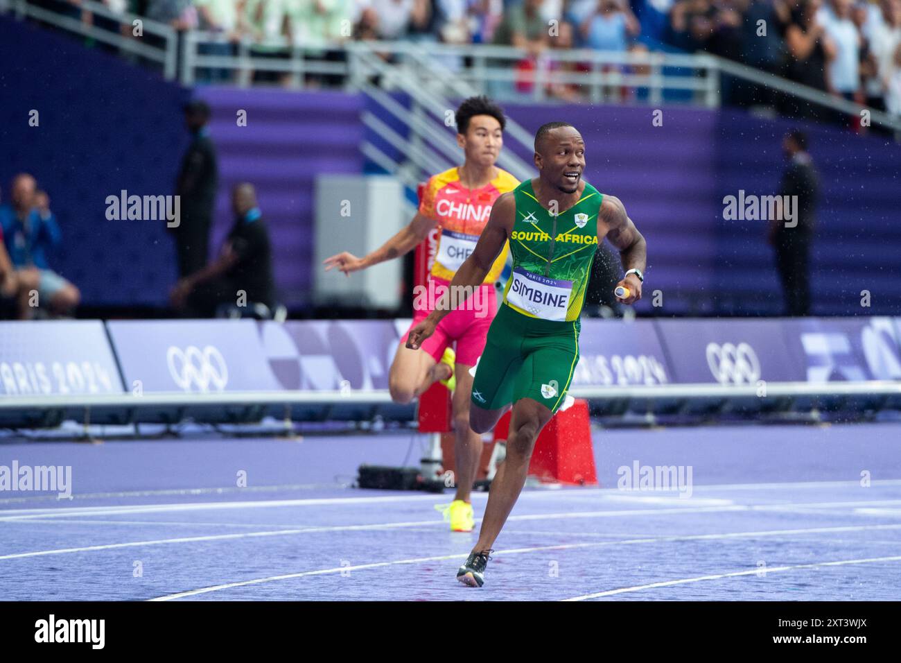 SIMBINE Akani (Suedafrika) jubelt im Ziel ueber Platz 2 und die Silber ...