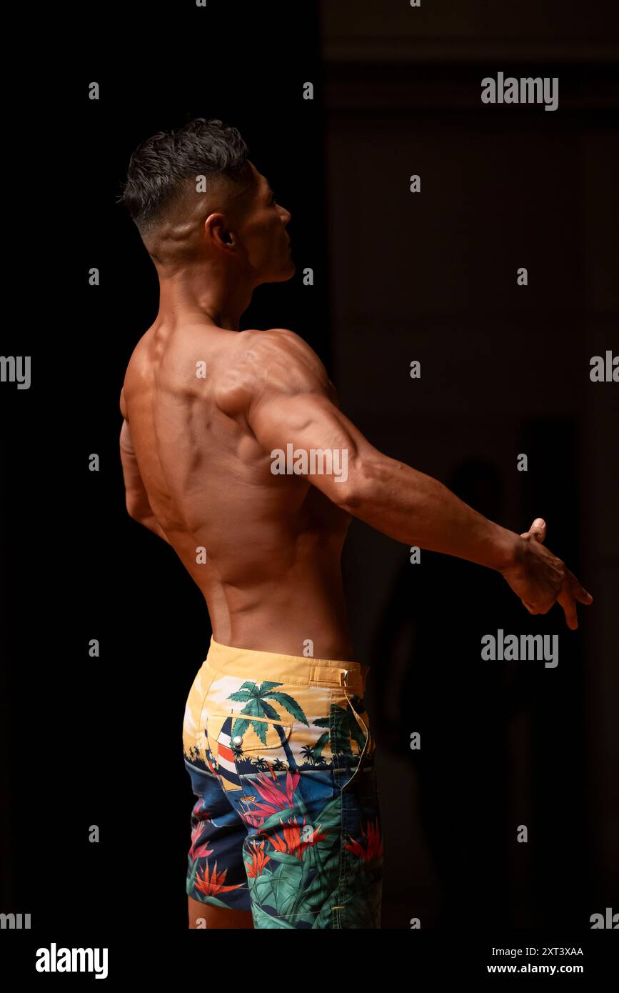 Yokoi Hideto poses during Men's Physique competition at ANNBBF's 1st ...