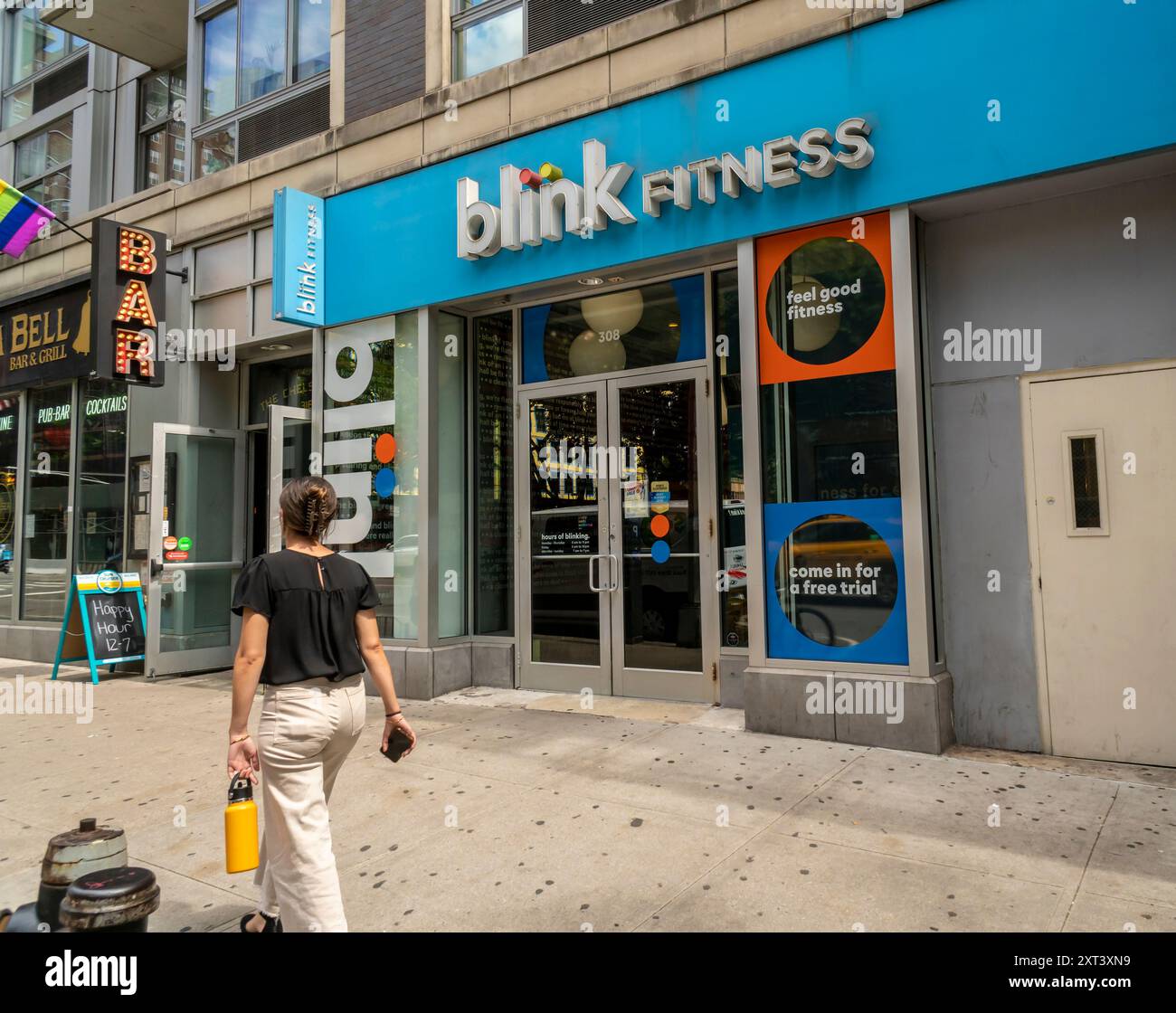 A branch of the Blink Fitness chain of gyms in the New York ...