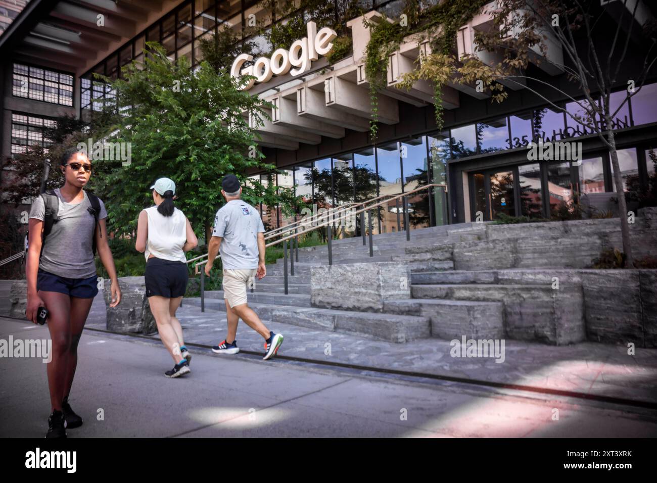 The Google offices in the renovated St. John’s Terminal in Hudson ...