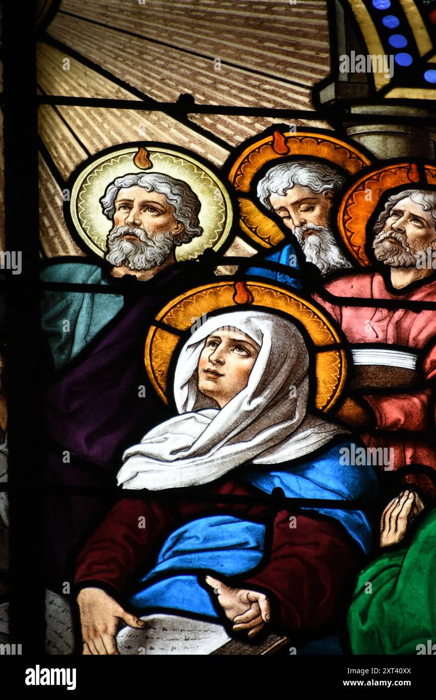Eglise Saint-Vaast d'Iwuy.Construite dans le deuxième quart du XVIIIème ...