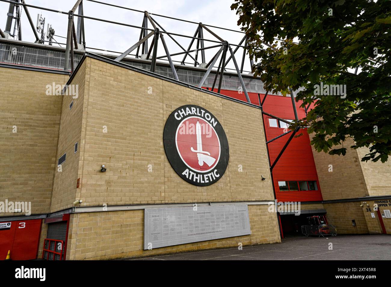 The Valley, London, UK. 13th Aug, 2024. Carabao Cup Round 1 Football ...