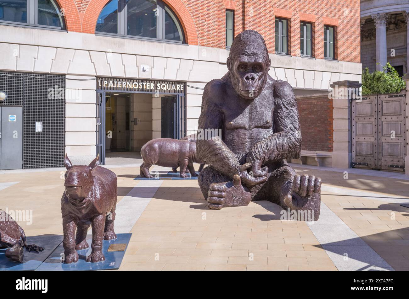 Giant baby animal bronze sculptures around the corner from St Pauls ...