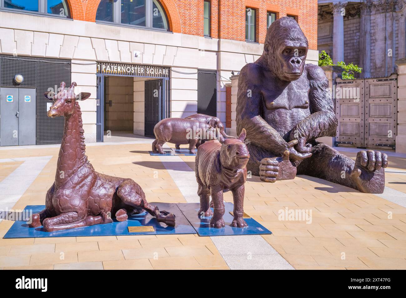 Giant baby animal bronze sculptures around the corner from St Pauls ...