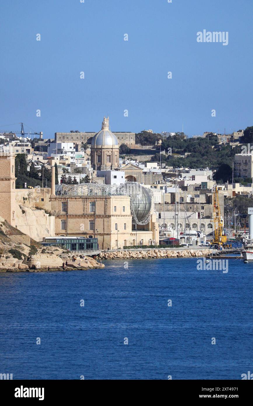 Maltese skyline hi-res stock photography and images - Alamy