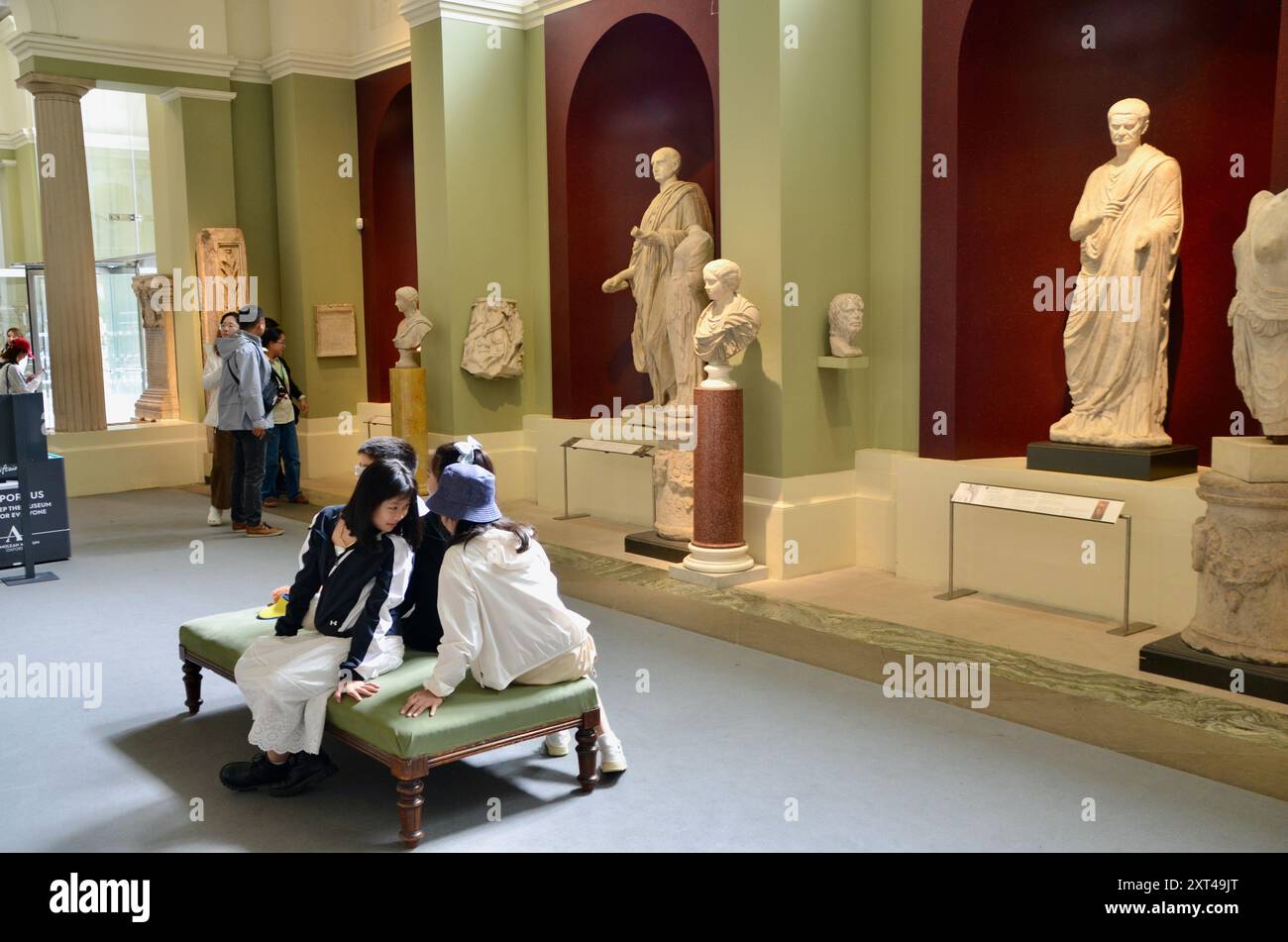 THE GREEK AND ROMAN SCULPTURE GALLERY in The Ashmolean Museum of Art ...