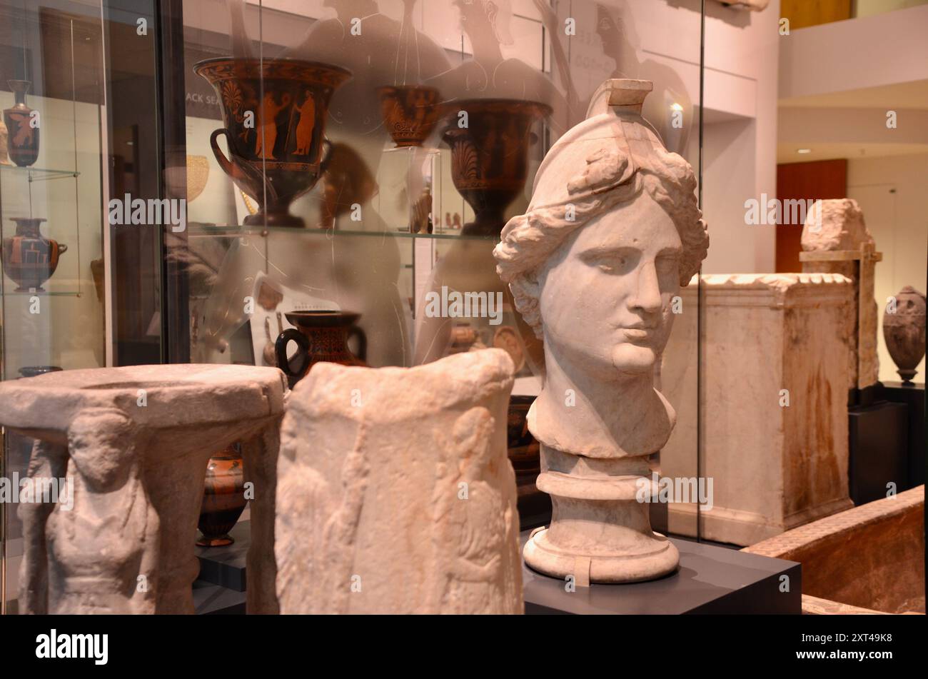 The Ashmolean Museum of Art and Archaeology- Greek room Stock Photo - Alamy