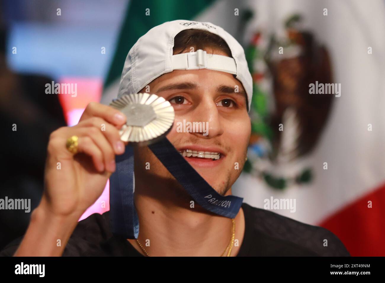 Mexico City, Mexico. 12th Aug, 2024. Mexican Boxer Marco Verde poses ...