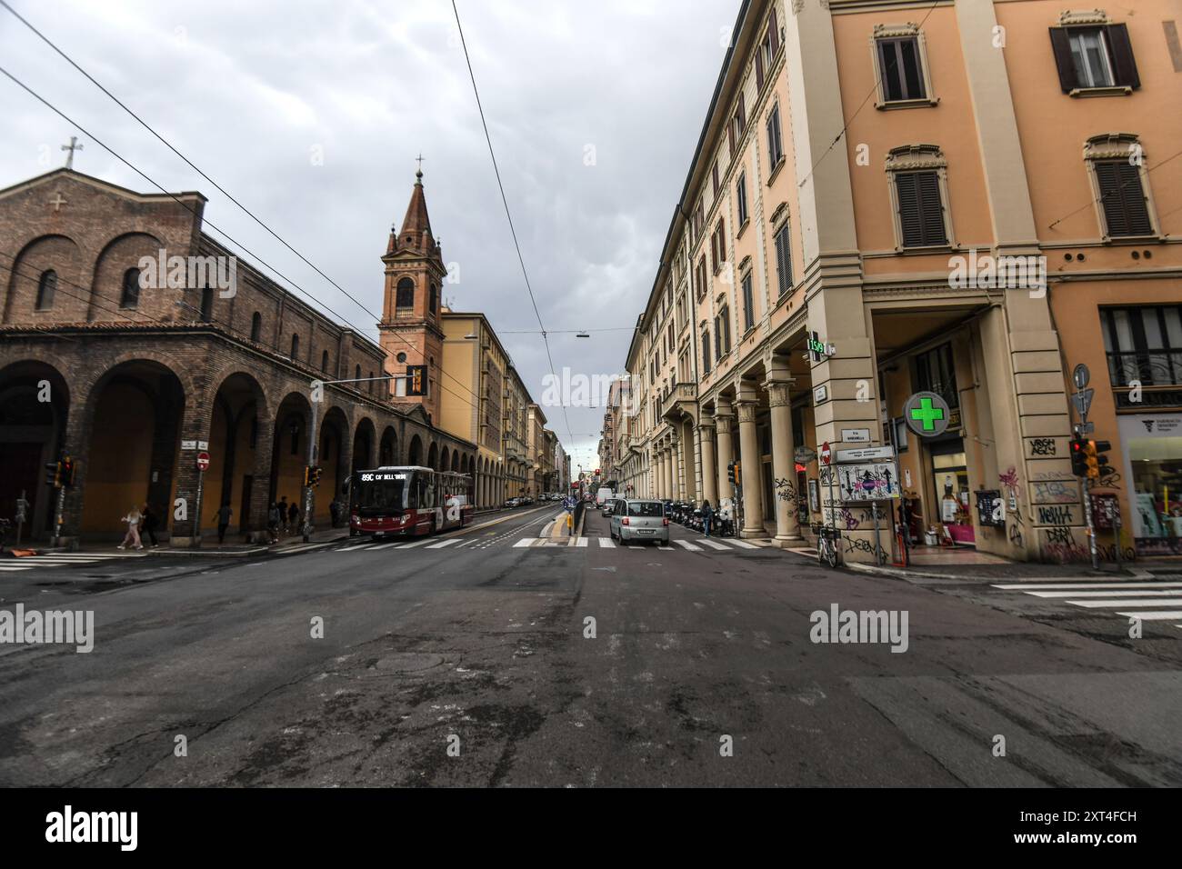 Bologna: Via Irnerio - Via Mascarella intersection. Italy Stock Photo ...